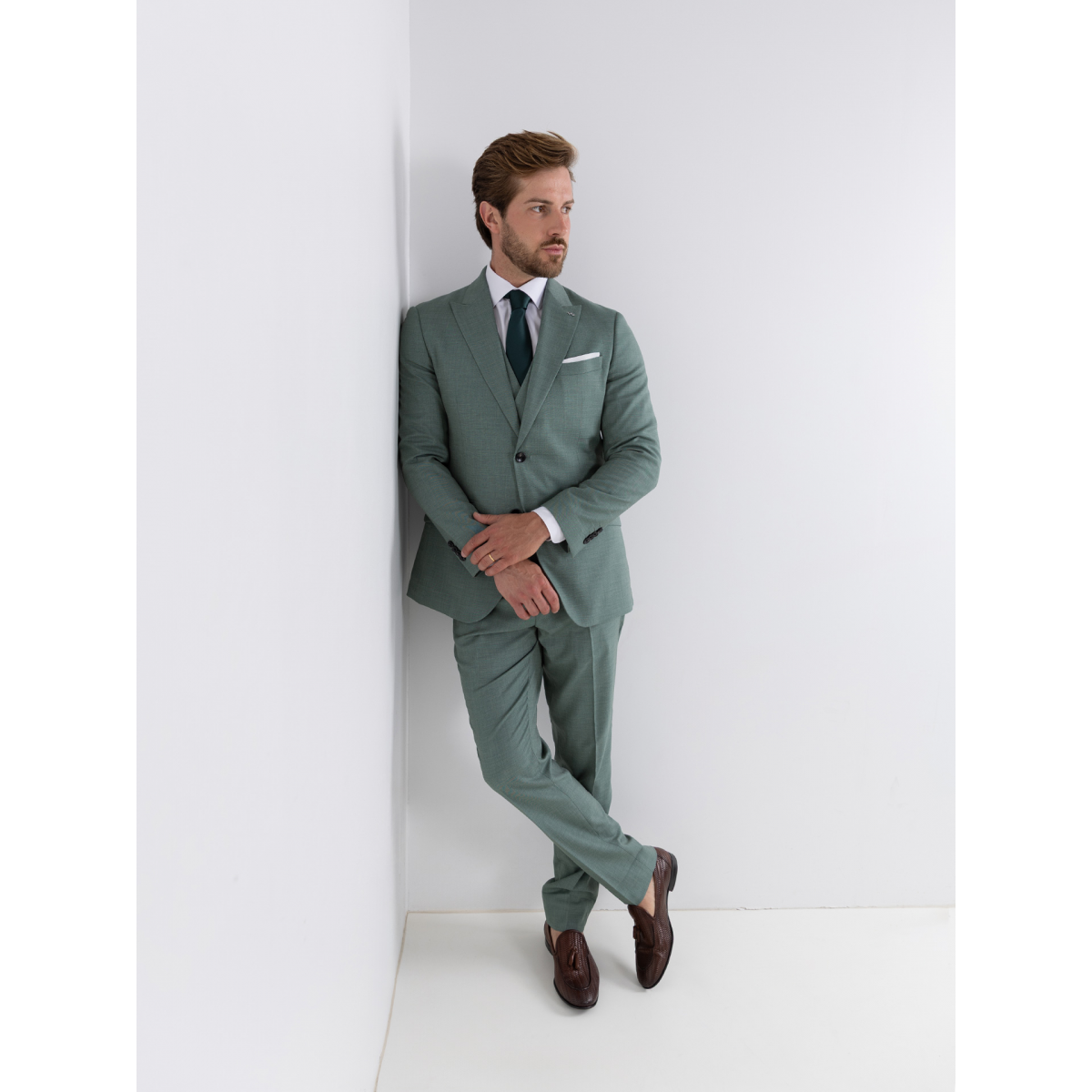 Plain slim fit suit with waistcoat - FAT1009VERDE - Suits Inc